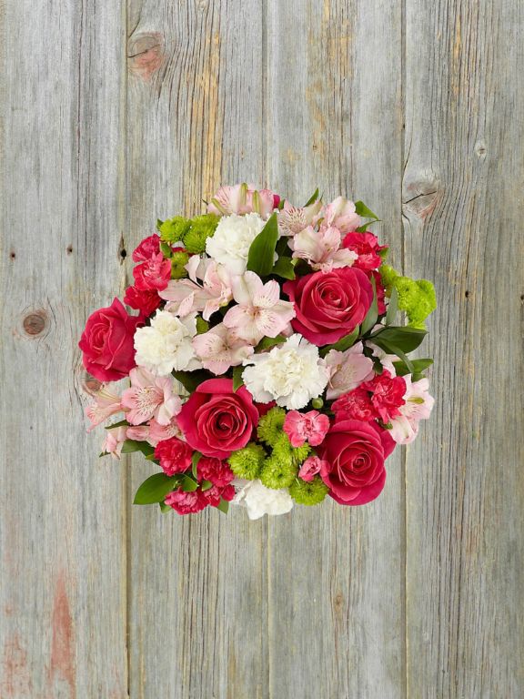 Wholesale Ftd Sweet & Pretty B35d Deluxe Bouquet Delivered Online | FlowerFarm